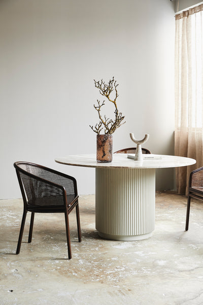 ERIE IVORY round dining table, marble top, Ø 140 – Valhalla Living ...